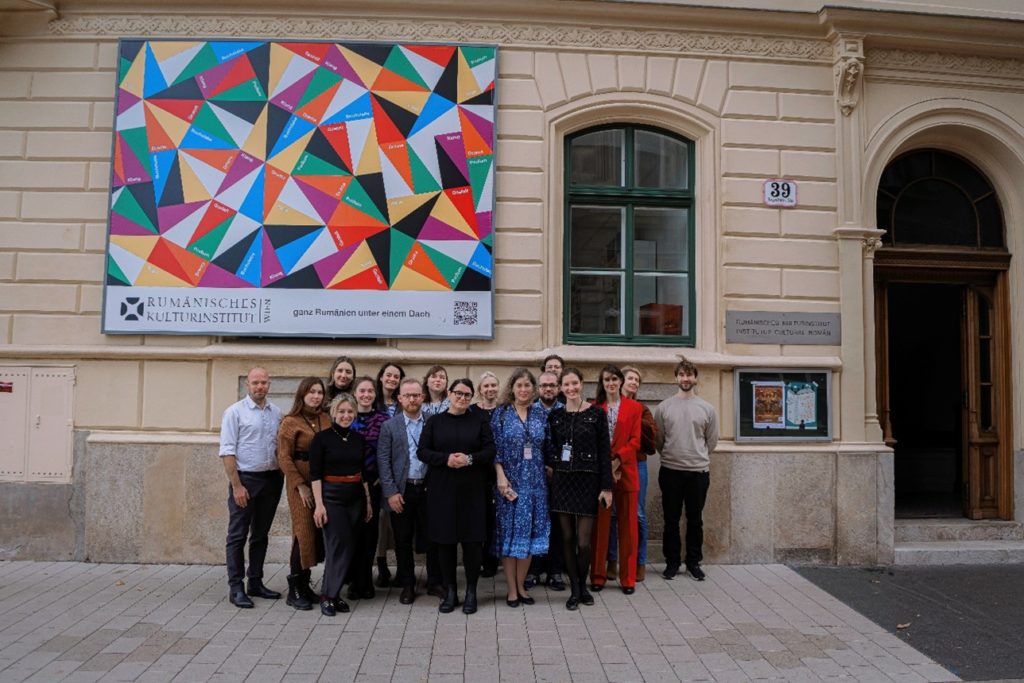 Awards and Fellowships - ICOM Australia - ICOM Australia